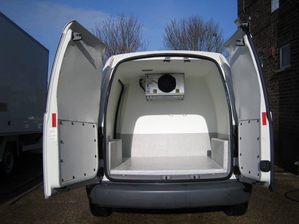 The Benefits of Dual Compartment Configuration in Refrigerated Vans ...